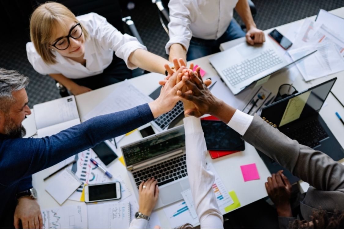 How mentoring can improve team building